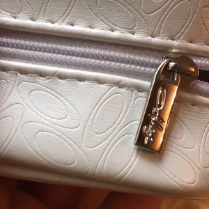 Oakley | Accessories | Oakley Glasses Case | Poshmark